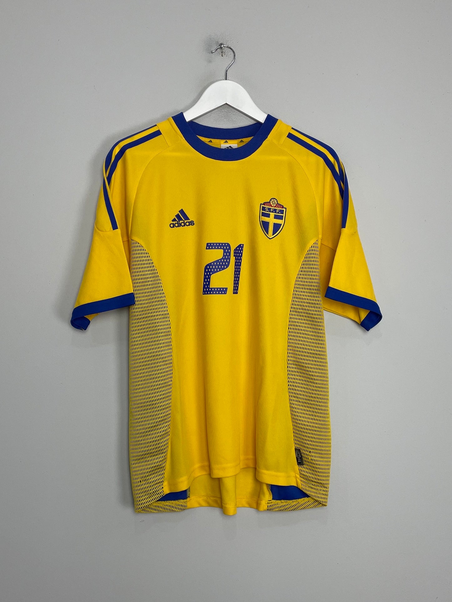 CULT KITS - 2002/03 SWEDEN IBRAHIMOVIC #21 HOME SHIRT (L) ADIDAS – Cult ...
