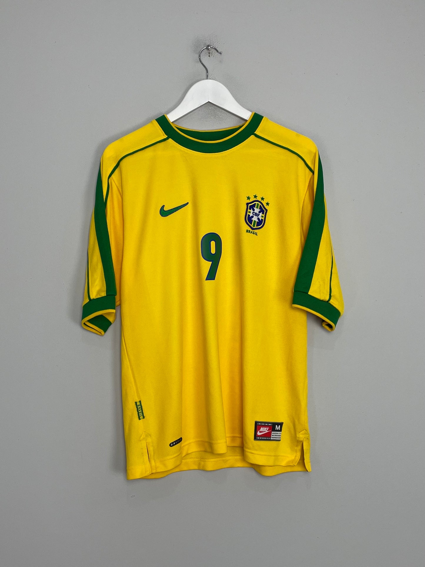 CULT KITS - 1998/00 BRAZIL RONALDO #9 HOME SHIRT (M) NIKE – Cult Kits