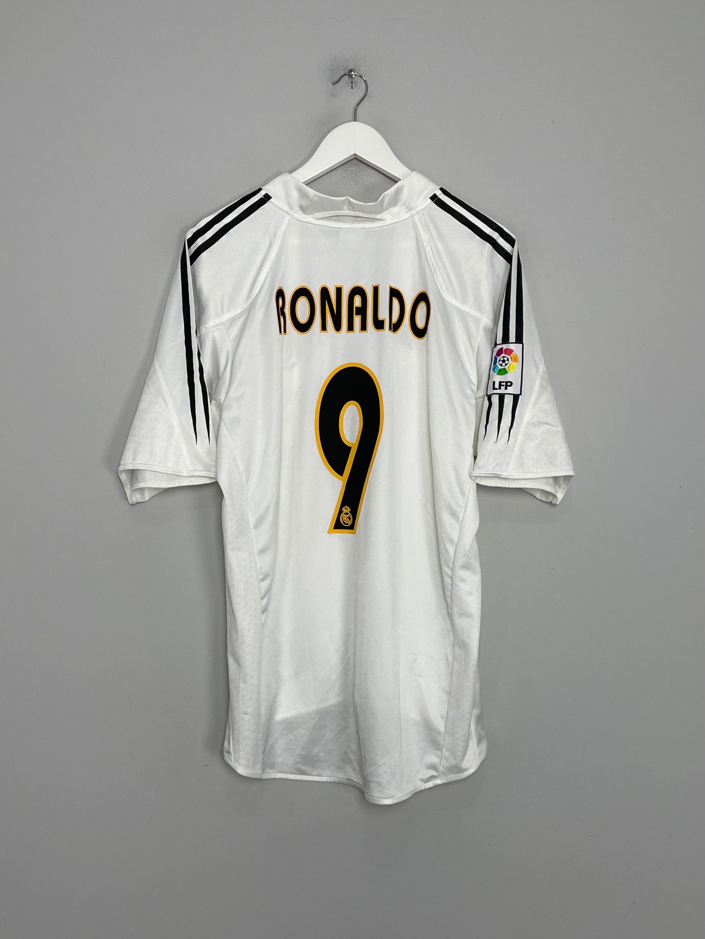 CULT KITS | 2004/05 REAL MADRID RONALDO #9 HOME SHIRT (L) ADIDAS – Cult ...