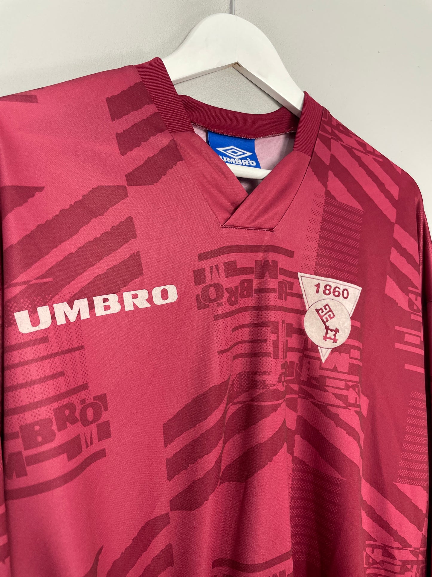 CULT KITS | 1992 BREMEN 1860 #16 L/S HOME SHIRT (XL) UMBRO – Cult Kits