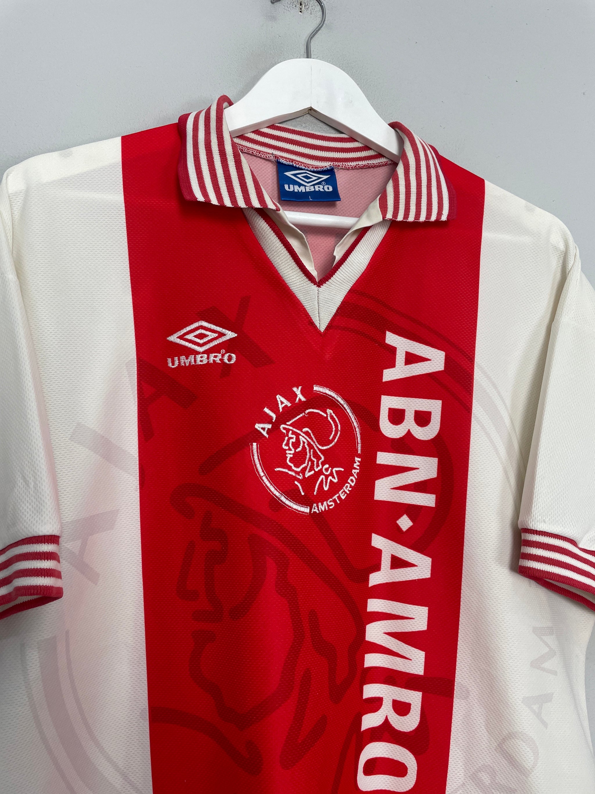 CULT KITS - 1994/95 AJAX LITMANEN #10 HOME SHIRT (L) UMBRO – Cult Kits