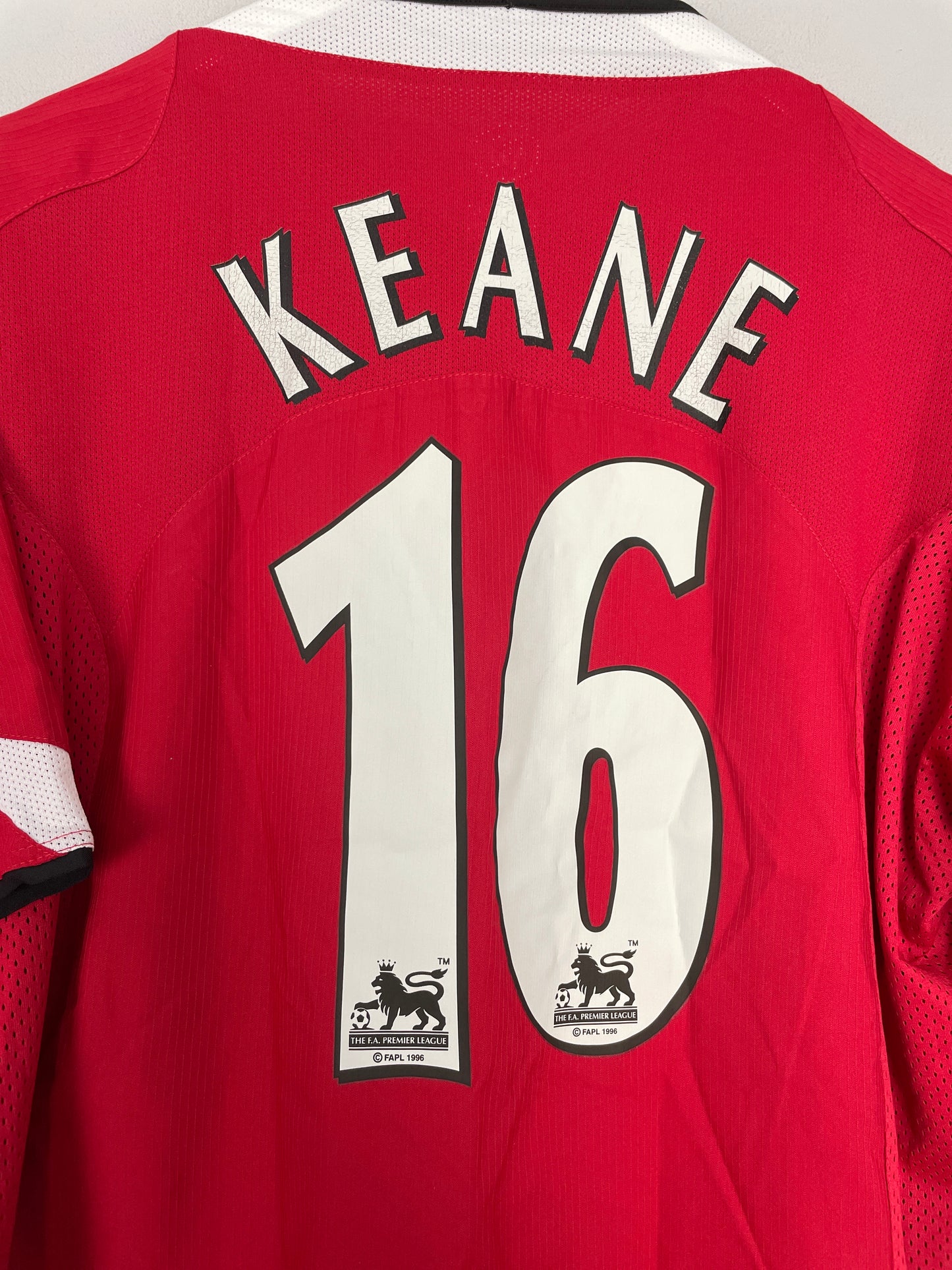 CULT KITS - 2004/06 MANCHESTER UNITED KEANE #16 HOME SHIRT (L) NIKE ...