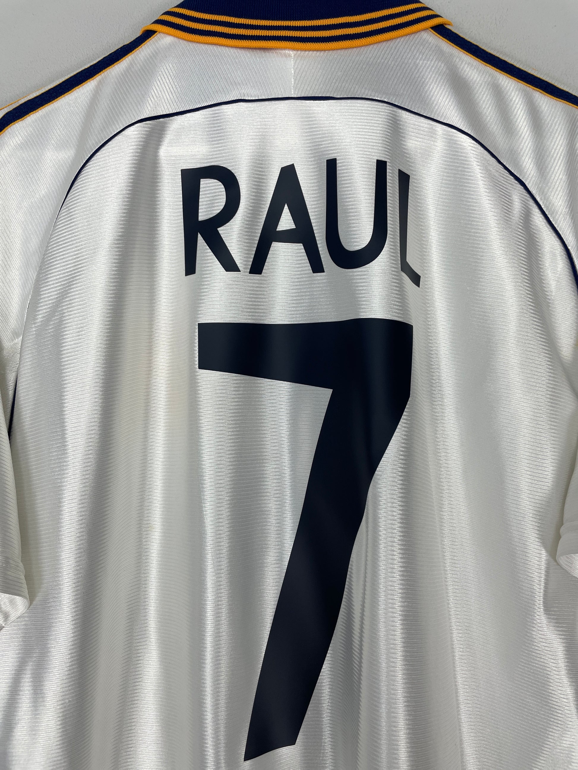 CULT KITS - 1998/00 REAL MADRID RAUL #7 HOME SHIRT (M) ADIDAS – Cult Kits