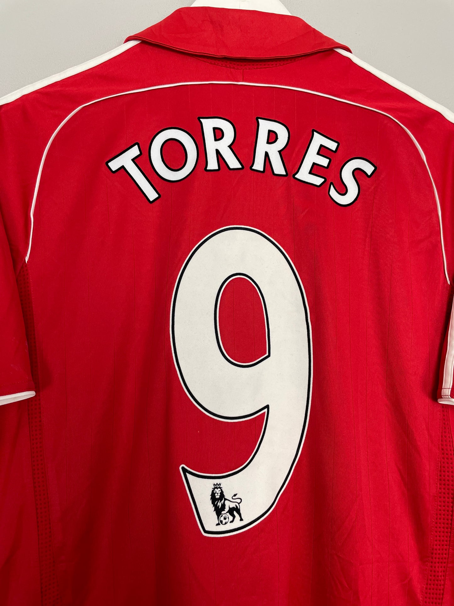 CULT KITS - 2006/08 LIVERPOOL TORRES #9 HOME SHIRT (M) ADIDAS – Cult Kits