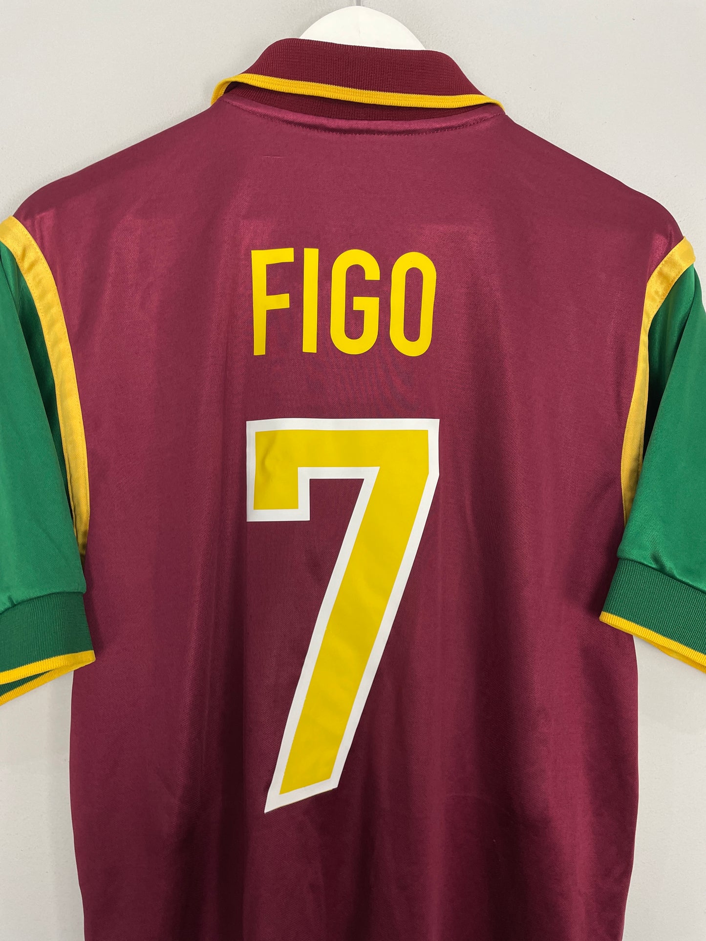 CULT KITS - 1997/98 PORTUGAL FIGO #7 HOME SHIRT (M) NIKE – Cult Kits
