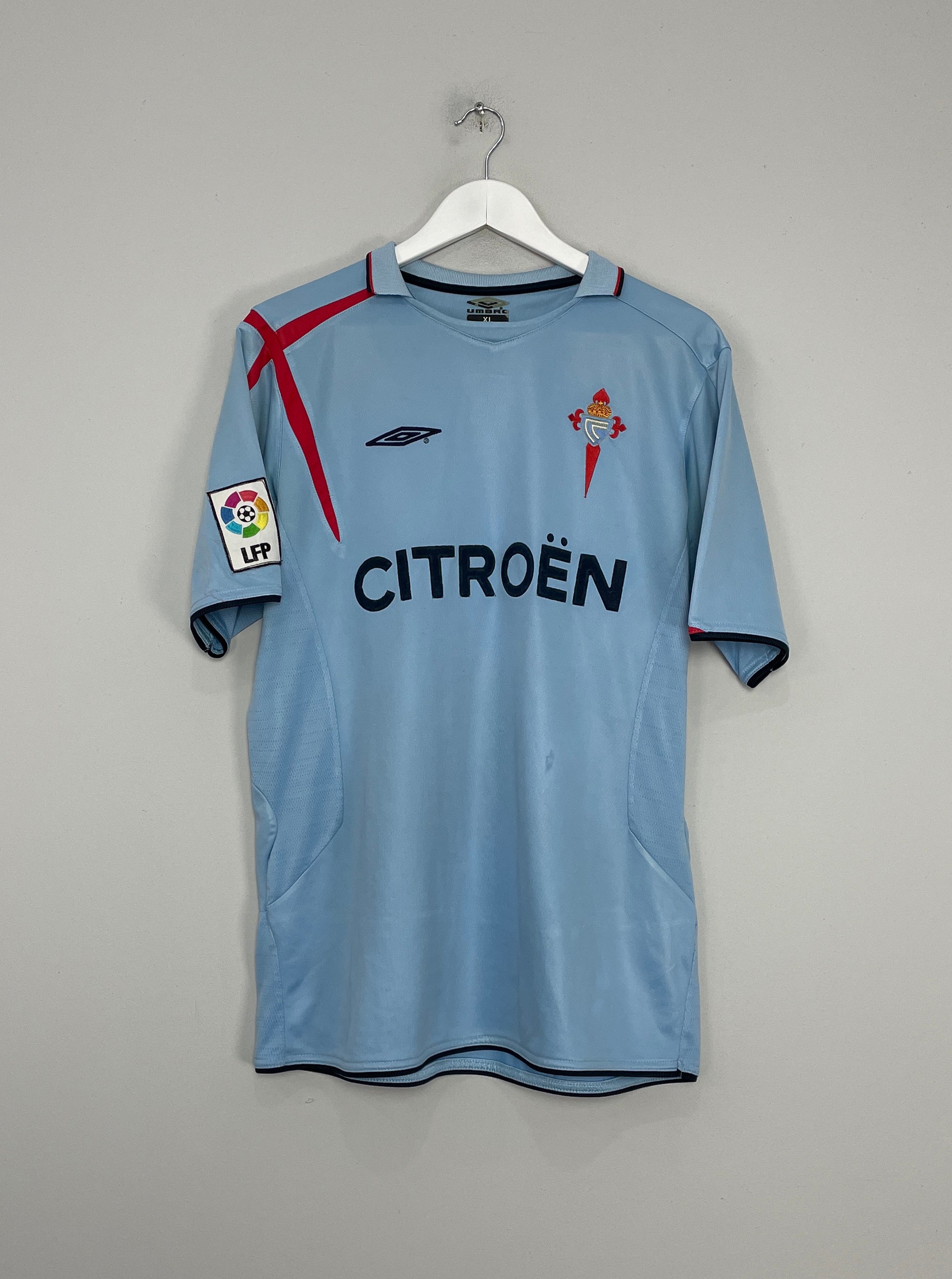 CULT KITS - 2005/07 CELTA VIGO HOME SHIRT (XL) UMBRO – Cult Kits