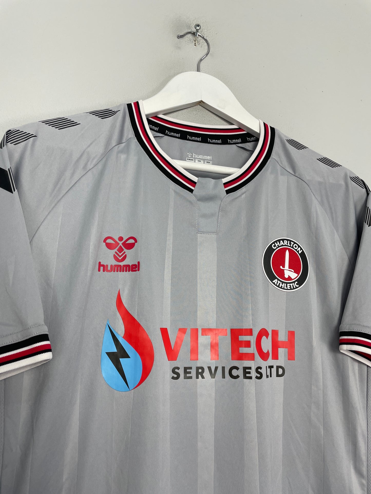 CULT KITS - 2020/21 CHARLTON ATHLETIC AWAY SHIRT (M) HUMMEL – Cult Kits