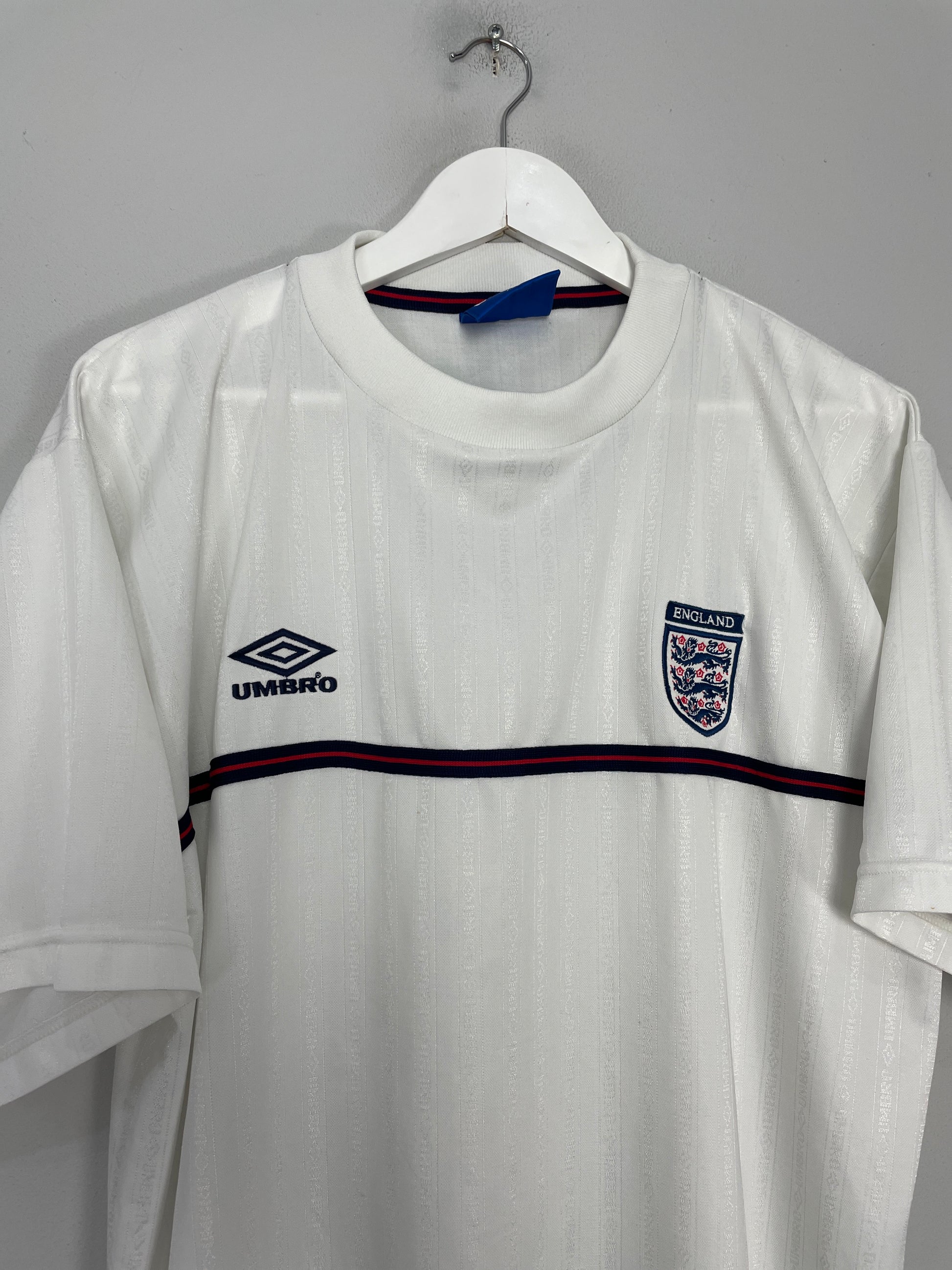 CULT KITS - 2001 ENGLAND TRAINING SHIRT (XXL) UMBRO – Cult Kits