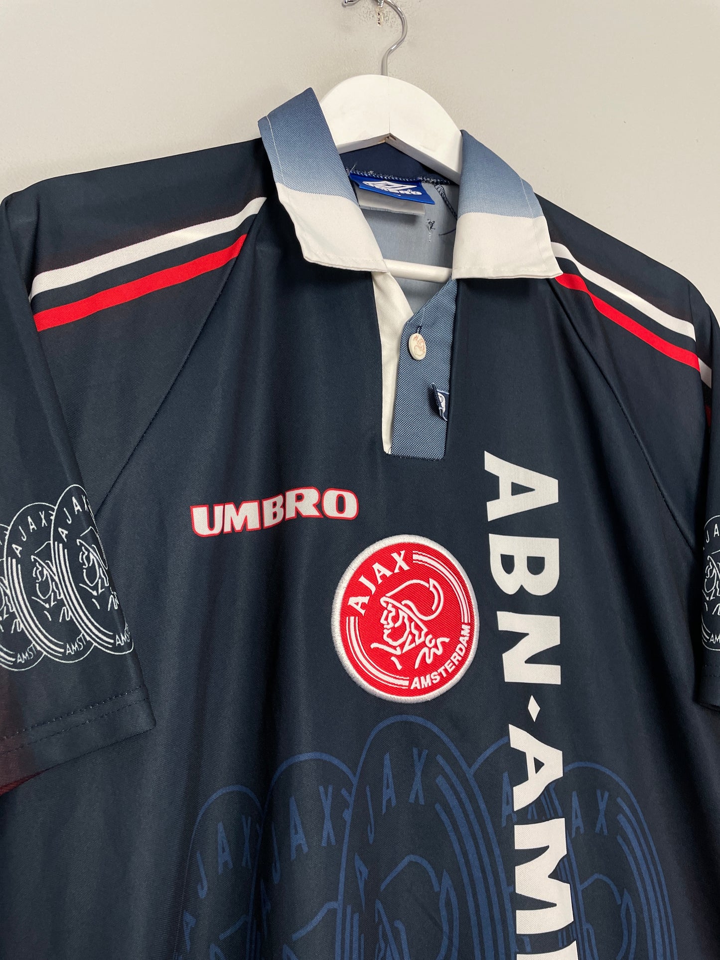 CULT KITS - 1997/98 AJAX AWAY SHIRT (XL) UMBRO – Cult Kits