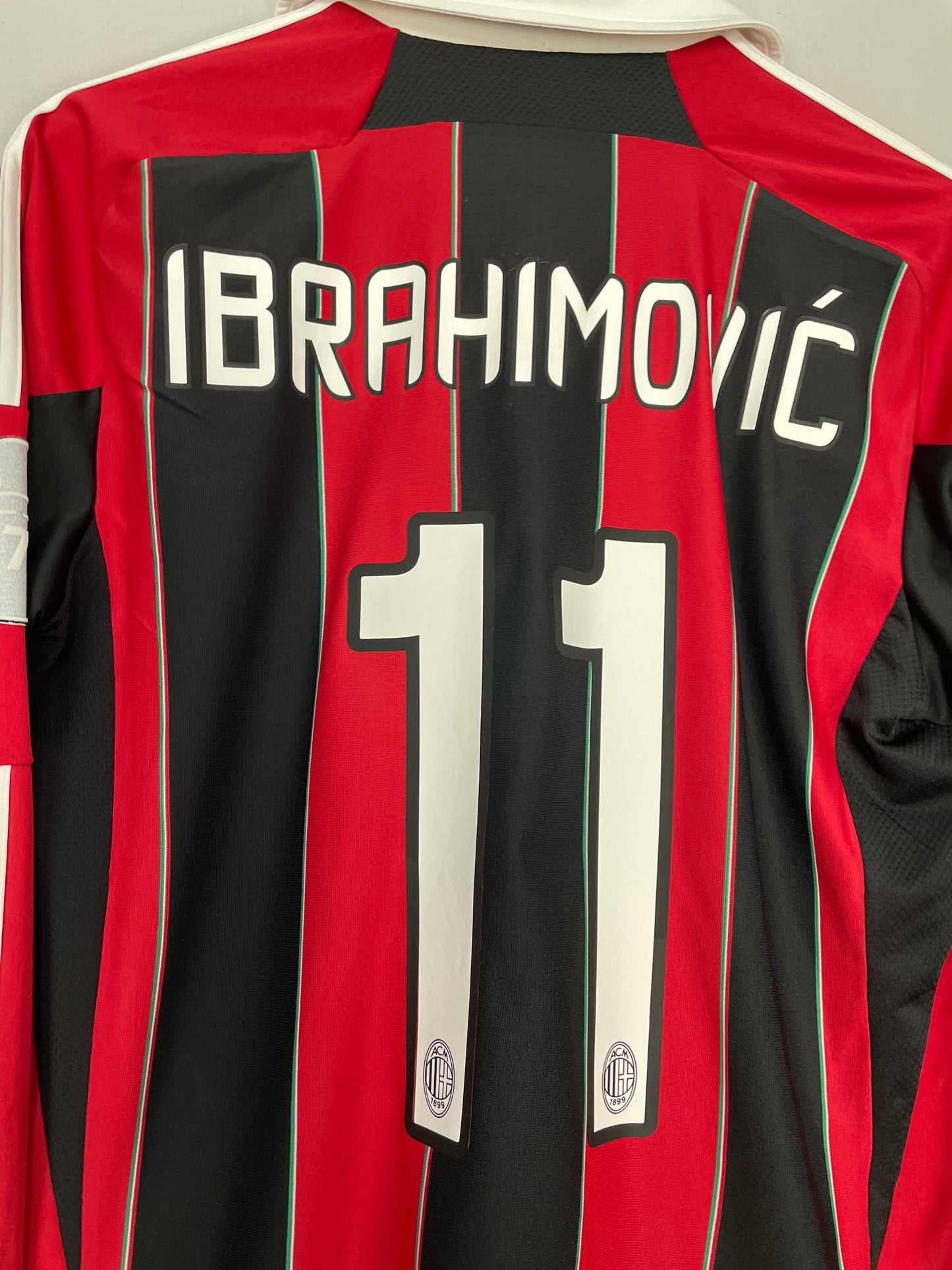 CULT KITS - 2012/13 AC MILAN IBRAHIMOVIC #11 L/S C/L HOME SHIRT (M ...