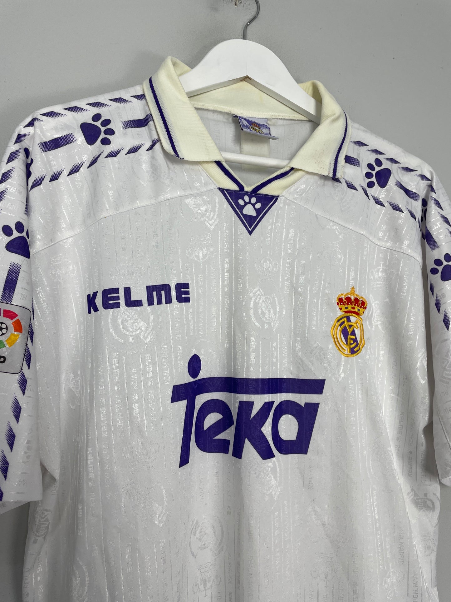 CULT KITS - 1996/97 REAL MADRID HOME SHIRT (XL) KELME – Cult Kits