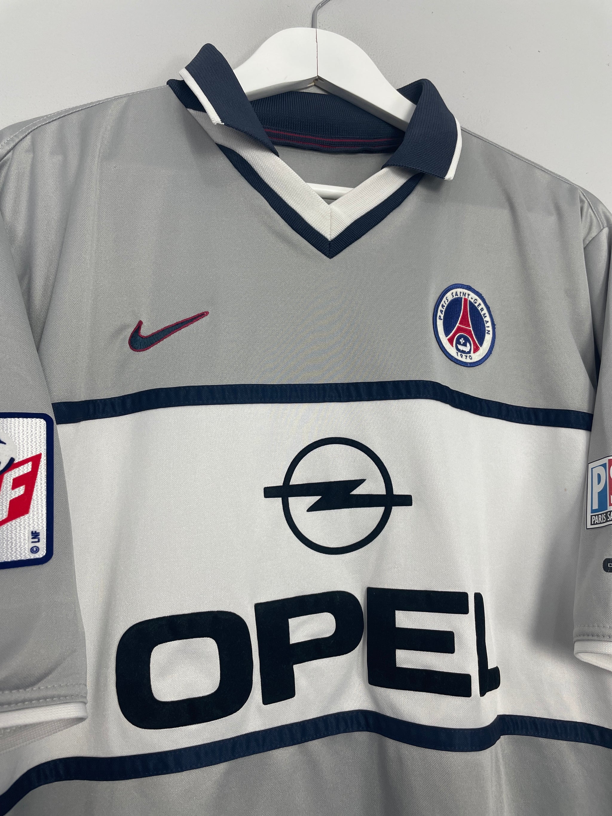 CULT KITS - 1999/01 PSG OKOCHA #10 AWAY SHIRT (M) NIKE – Cult Kits