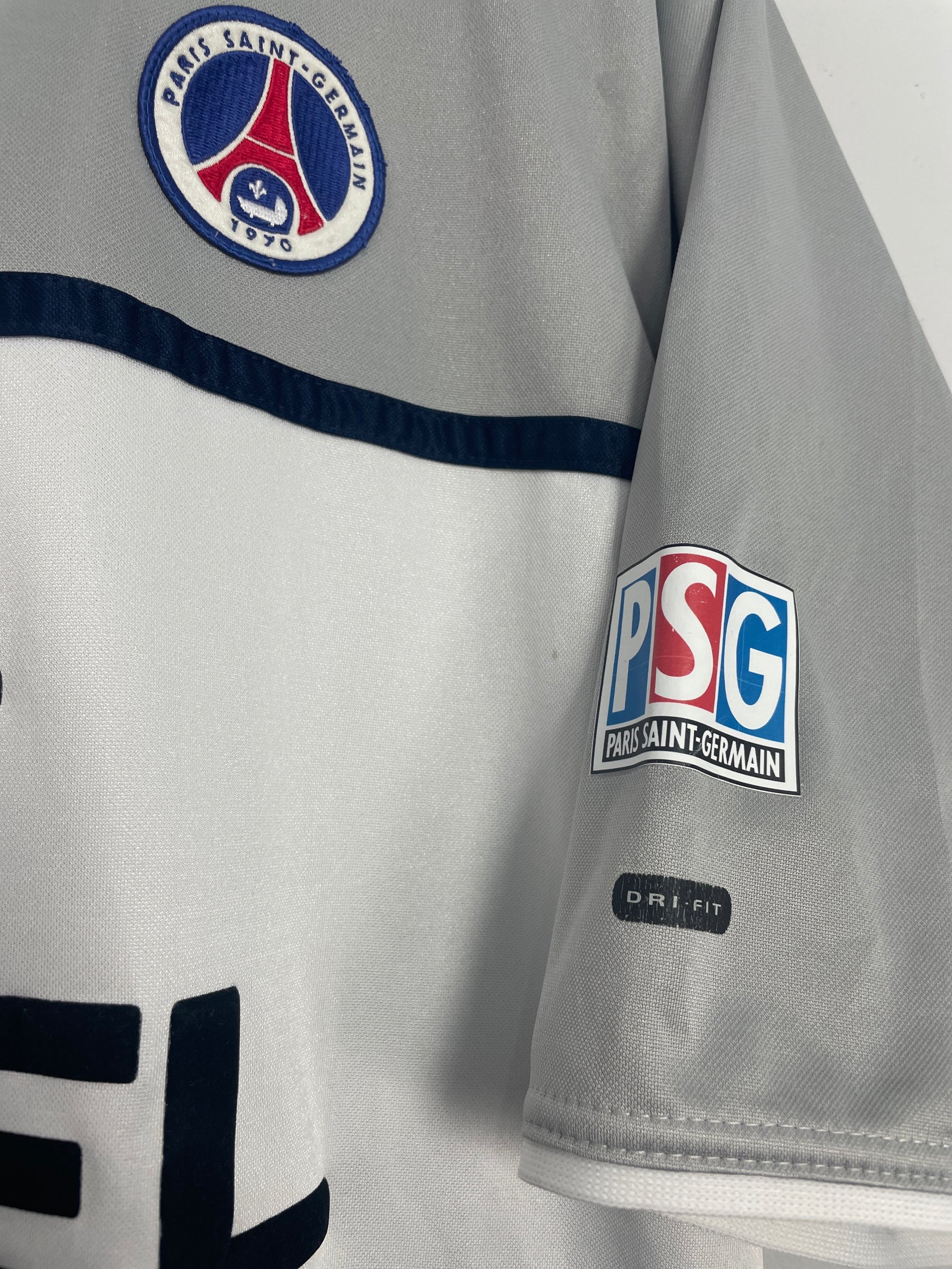 CULT KITS - 1999/01 PSG OKOCHA #10 AWAY SHIRT (M) NIKE – Cult Kits