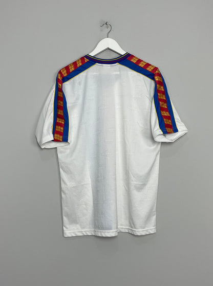 CULT KITS - 1999/01 ECUADOR AWAY SHIRT (M) MARATHON – Cult Kits