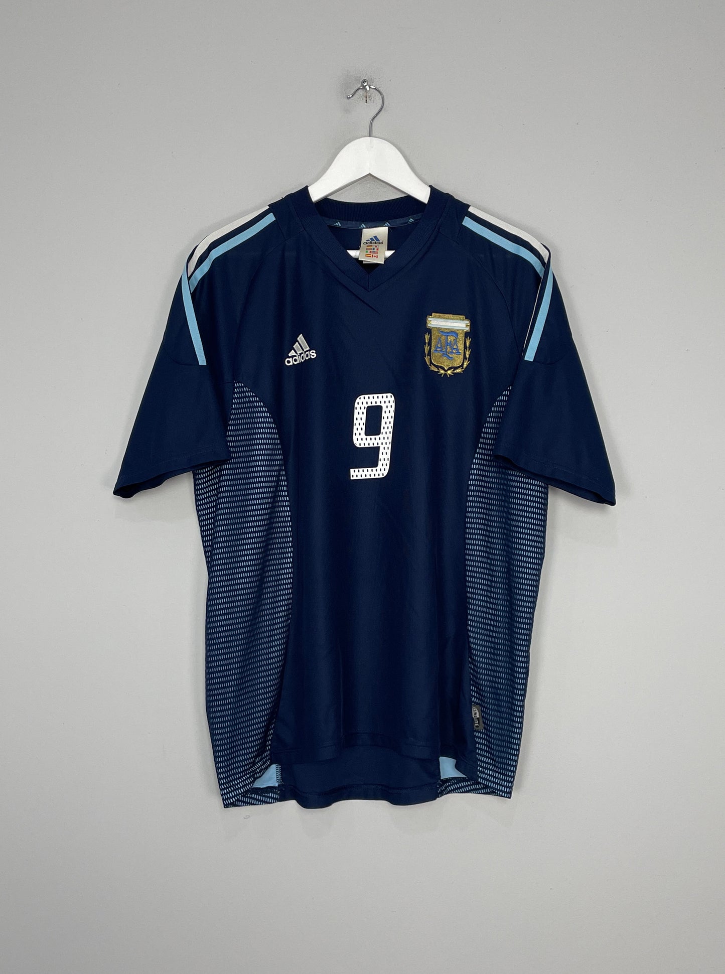 CULT KITS - 2002/04 ARGENTINA BATISTUTA #9 AWAY SHIRT (L) ADIDAS – Cult Kits