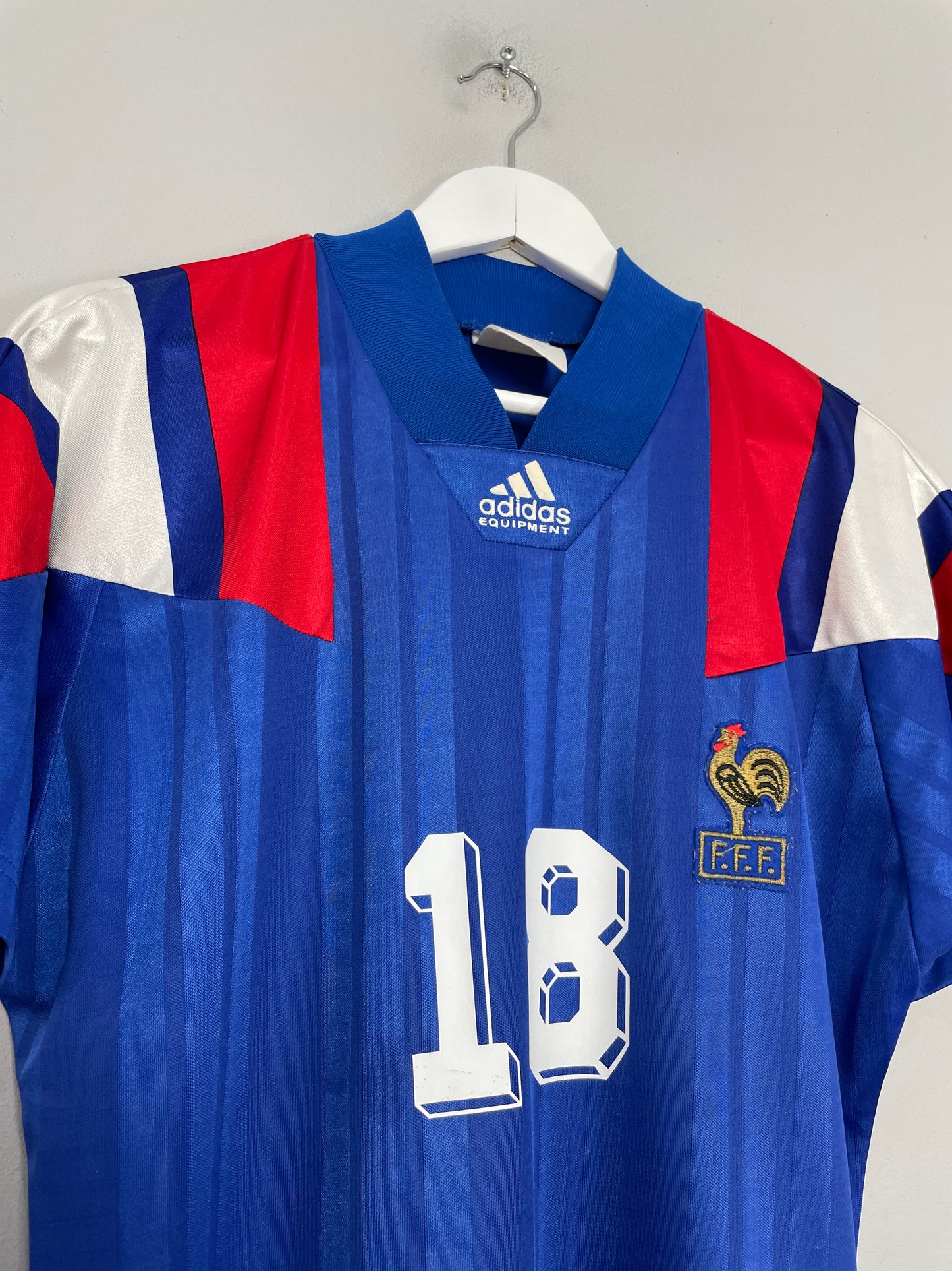 CULT KITS - 1992/93 FRANCE CANTONA #18 HOME SHIRT (M) ADIDAS – Cult Kits