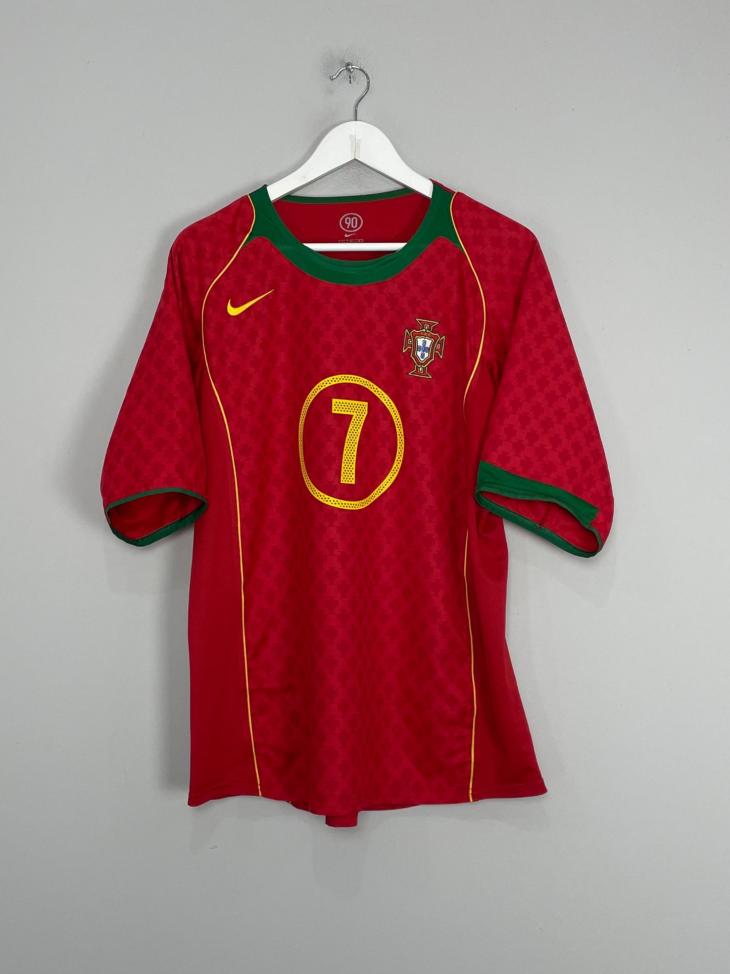 CULT KITS - 2004/06 PORTUGAL FIGO #7 HOME SHIRT (L) NIKE – Cult Kits
